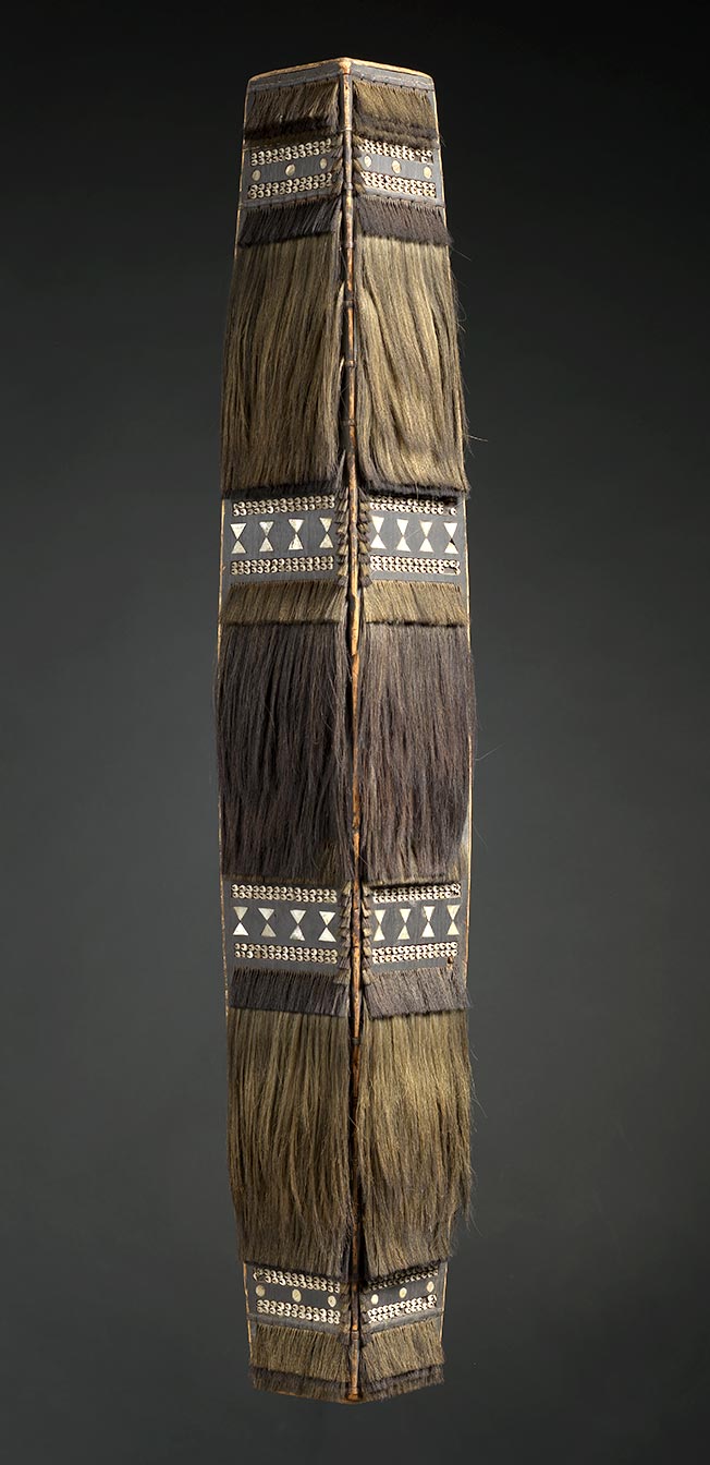 12827 - Shield, kanta - Thomas Murray Asian & Tribal Art