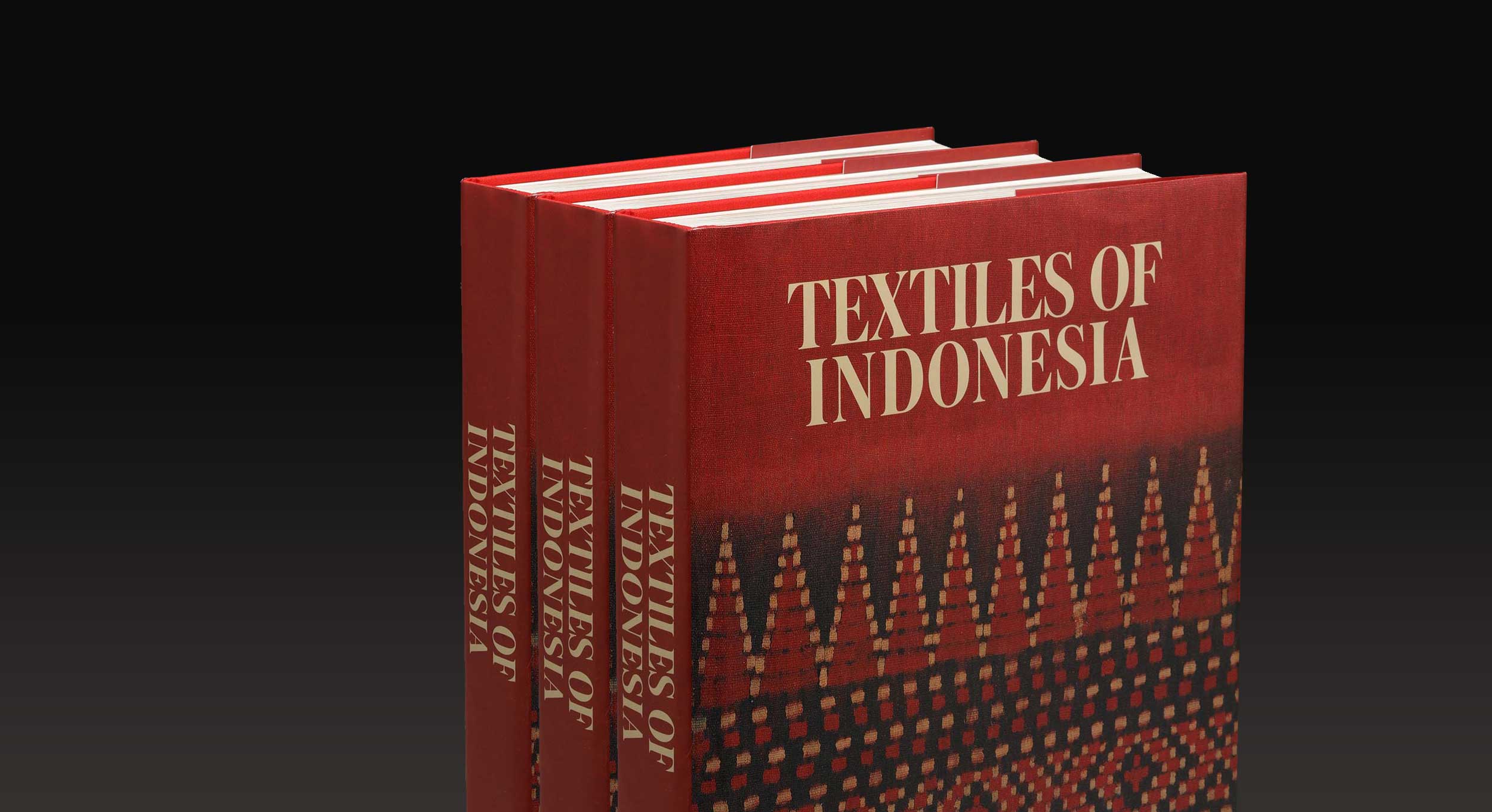 Thomas Murray Arts - Asian and Indonesian Sculptures and Textiles